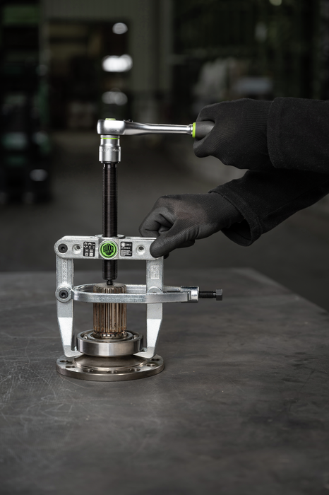 Wholesale Kukko 2-Arm Bearing Puller with Side Clamp 204-1 Online | OzSwiss European Tools