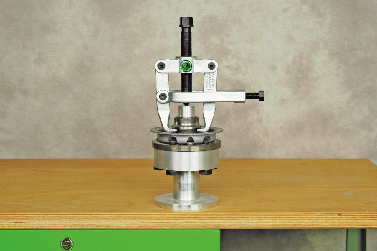 Wholesale Kukko 2-Arm Bearing Puller with Side Clamp 204-2 Online ...