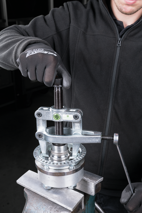 Wholesale Kukko 2-Arm Bearing Puller with Side Clamp & Adapter 204-V ...